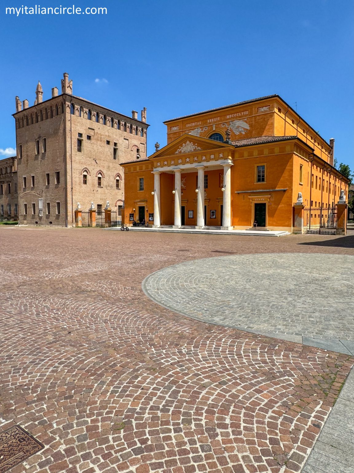 Qual è la piazza più grande (e più bella) d'Italia? - My Italian Circle